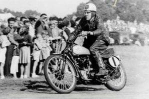 Geoff Duke scrambling down under | Classic Bike Hub