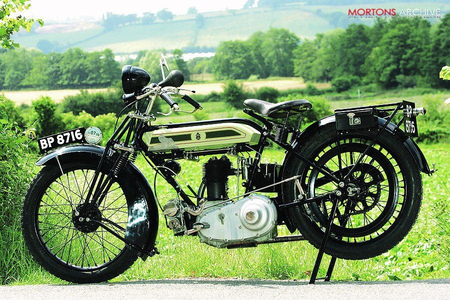 Triumph SD | Classic Bike Hub