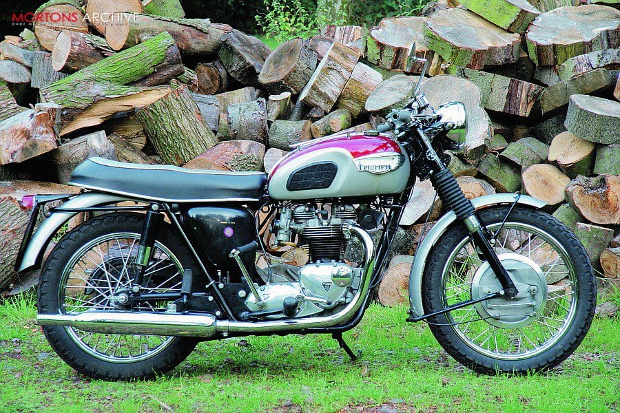 Triumph T120 Bonneville | Classic Bike Hub