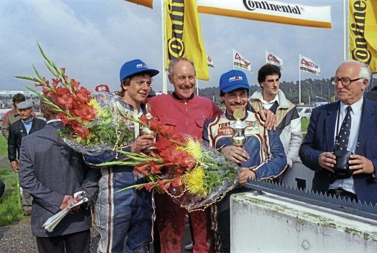 SIDECAR STAR Steve SET FOR show | Classic Bike Hub