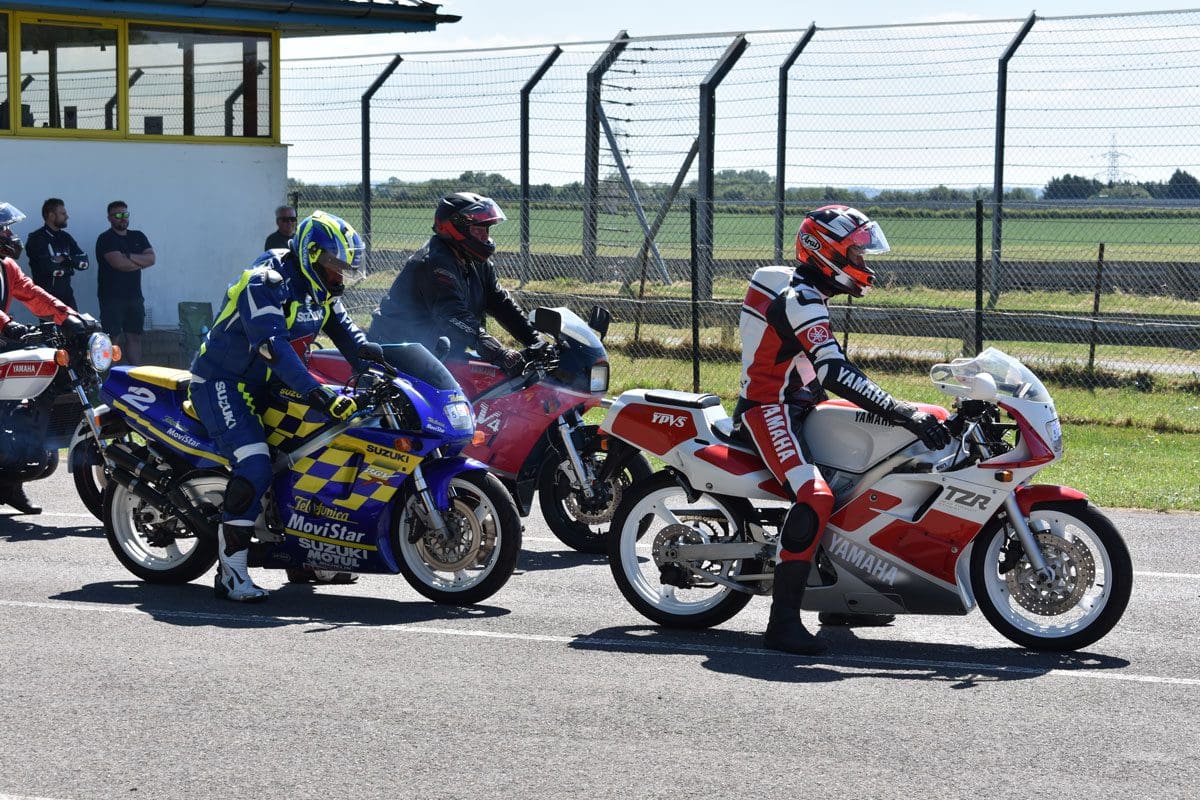 Familiar faces return to LC Club Castle Combe day | Classic Bike Hub